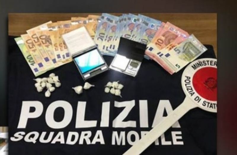 Shqiptari me kokainë në makinë, e tradhton nervozizmi Shqiptari me kokainë në makinë, e tradhton nervozizmi